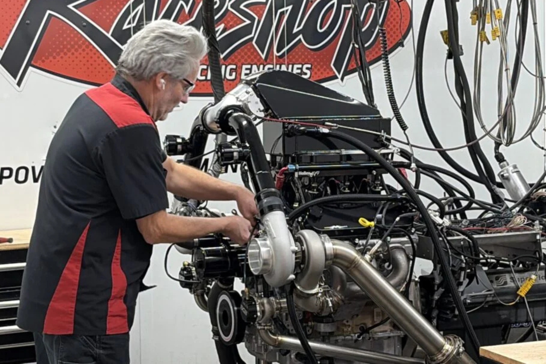 Junkyard LV3 V6 Rips 1,403 HP With Twin Turbos