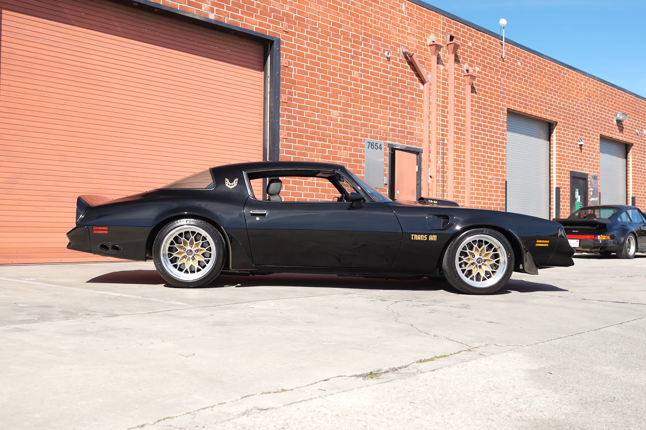 Inside A Crazy 800 HP '77 Trans Am Restomod Build