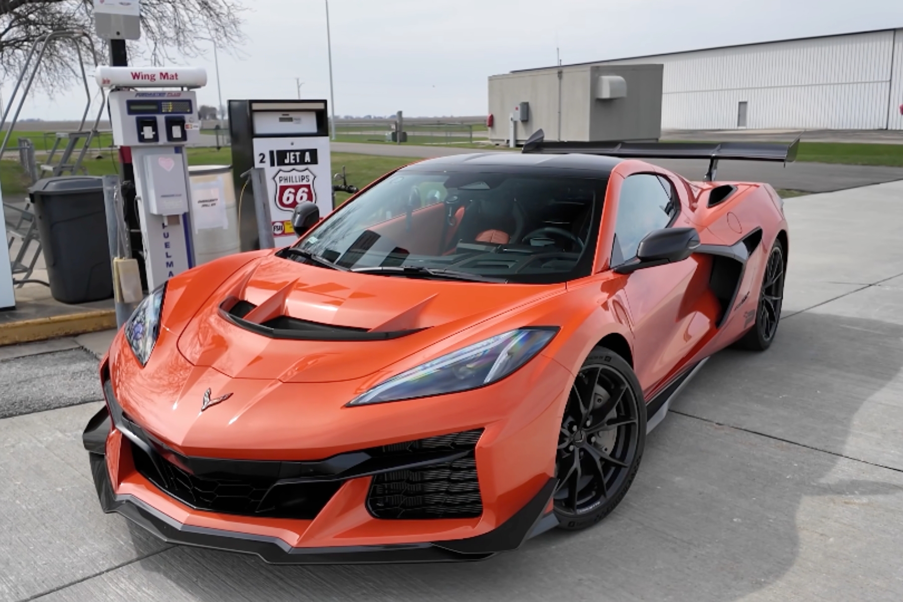 Corvette Hypercar Race: ZR1X Takes On A Koenigsegg