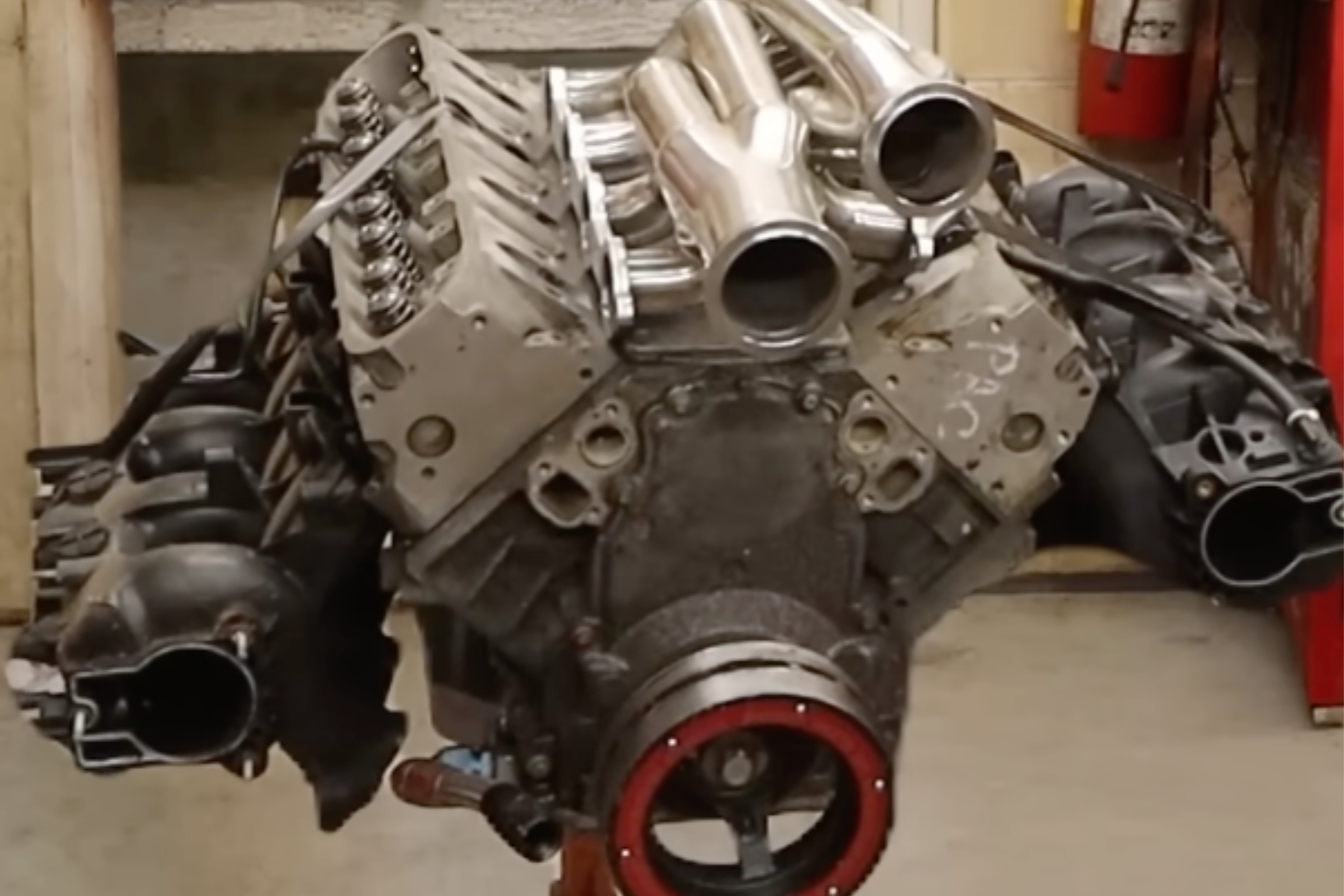 Backwards LS Hot V Build: Nivlac57 Flips The LS Engine